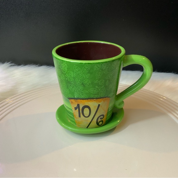 Disney | Dining | Disney Parks Alice In Wonderland Mad Hatter 6 Hat Mug ...